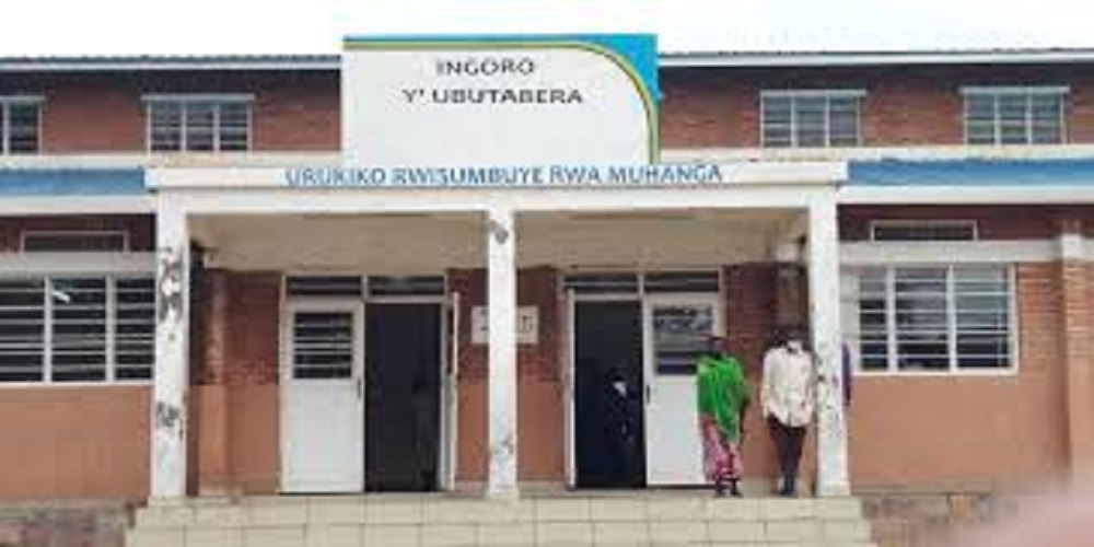Gitifu wari umaze igice cy’umwaka afunzwe yagizwe umwere - Rebero